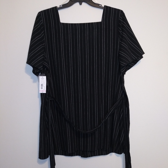 a.n.a | Tops | Nwt Ana Plus Size Black Top | Poshmark
